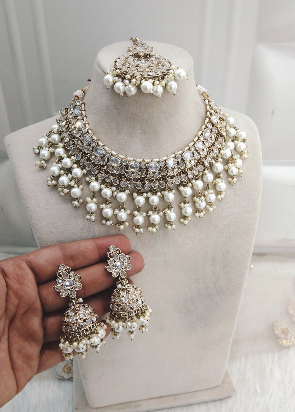 Antique White necklace Jewellery Orisin Set – BS Jewels